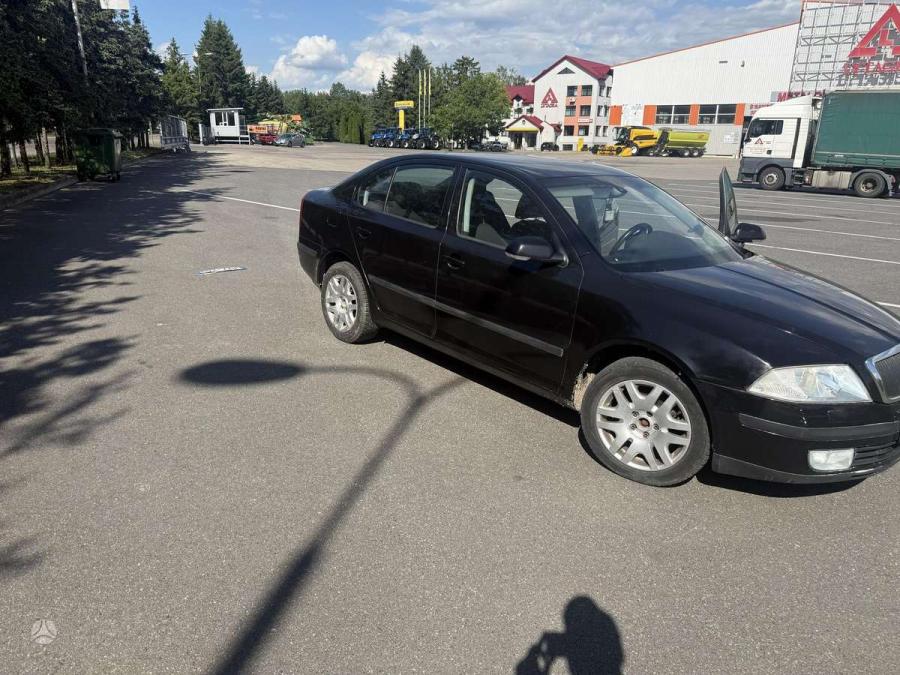 Черный Шкода Октавия 2004 в Каунас, объемом двигателя 1.99 л и пробегом 426 тыс. км за 1350 €, фото 8 на AUTOMOTO.COM.LV