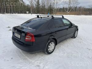 Melns Skoda Octavia 2006 Rīga, ar dzinēja tilpumu 2.00 L un nobraukumu 365 tūkst. km par 1455 €, foto 3 vietnē AUTOMOTO.COM.LV
