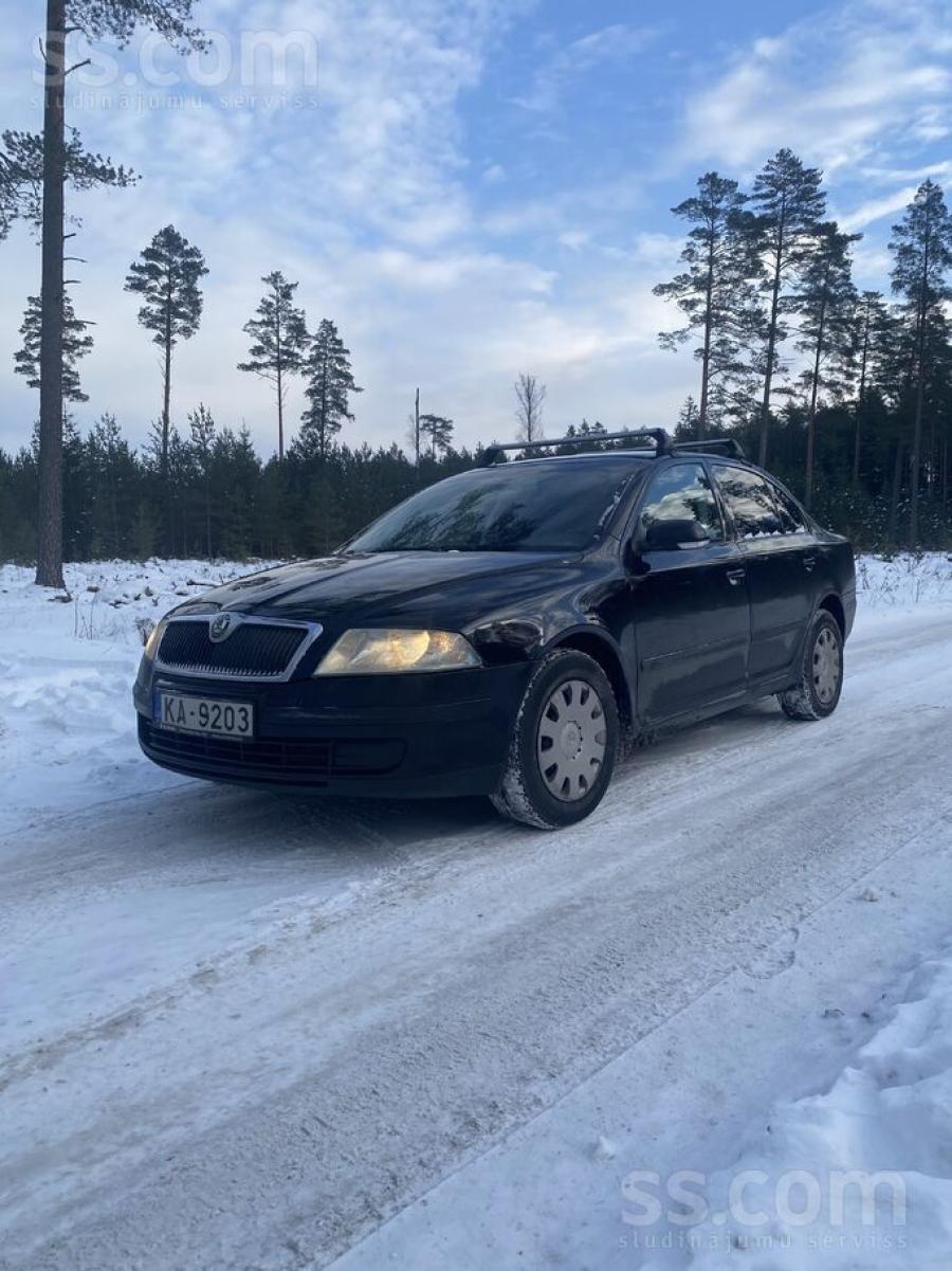 Black Skoda Octavia 2006 in Riga, with an engine capacity of 2.00 L and mileage of 367 thousand km for 2170 €, photo 1 on AUTOMOTO.COM.LV