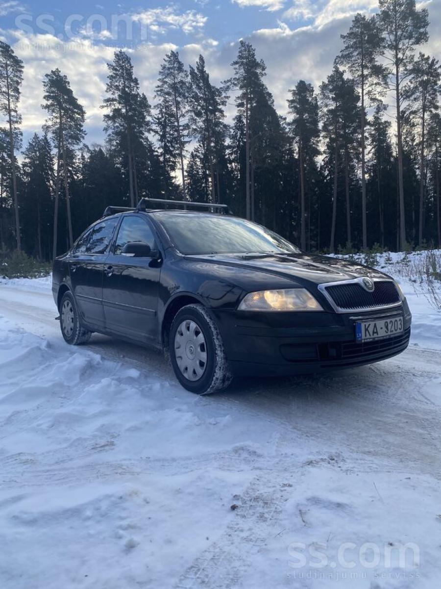 Black Skoda Octavia 2006 in Riga, with an engine capacity of 2.00 L and mileage of 367 thousand km for 2170 €, photo 2 on AUTOMOTO.COM.LV