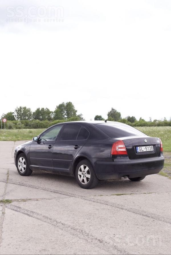Black Skoda Octavia 2007 in Riga, with an engine capacity of 2.00 L and mileage of 224 thousand km for 1950 €, photo 6 on AUTOMOTO.COM.LV