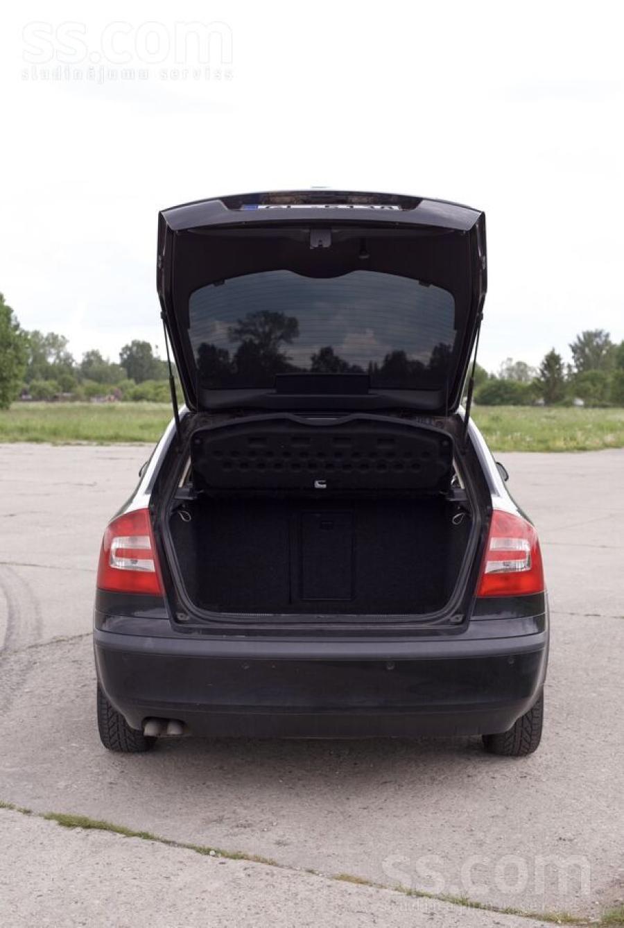 Melns Skoda Octavia 2007 Rīga, ar dzinēja tilpumu 2.00 L un nobraukumu 224 tūkst. km par 1950 €, foto 14 vietnē AUTOMOTO.COM.LV