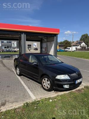 Melns Skoda Octavia 2007 Rīga, ar dzinēja tilpumu 2.00 L un nobraukumu 225 tūkst. km par 2000 €, foto  vietnē AUTOMOTO.COM.LV
