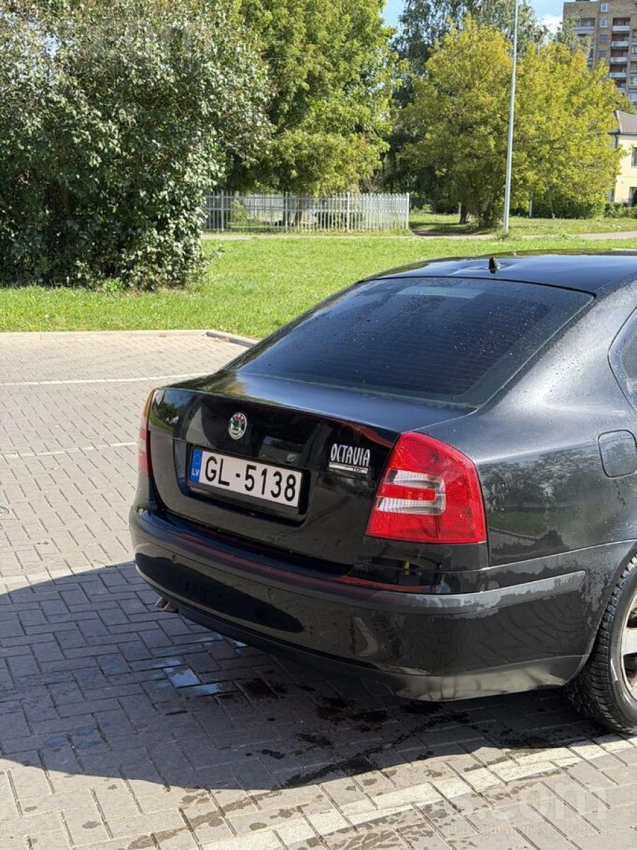 Black Skoda Octavia 2007 in Riga, with an engine capacity of 2.00 L and mileage of 225 thousand km for 2000 €, photo 5 on AUTOMOTO.COM.LV