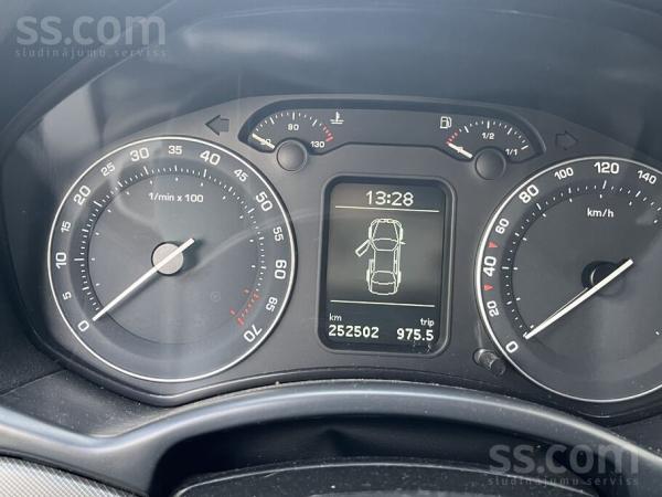 Melns Skoda Octavia 2007 Rīga, ar dzinēja tilpumu 1.60 L un nobraukumu 253 tūkst. km par 2200 €, foto 7 vietnē AUTOMOTO.COM.LV