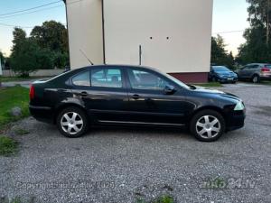 Melns Skoda Octavia 2008 Pērnava, ar dzinēja tilpumu 1.60 L un nobraukumu 228 tūkst. km par 2500 €, foto 3 vietnē AUTOMOTO.COM.LV