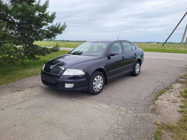 Melns Skoda Octavia 2009 Vilkaviškis, ar dzinēja tilpumu 1.60 L un nobraukumu 200 tūkst. km par 2500 €, foto 4 vietnē AUTOMOTO.COM.LV