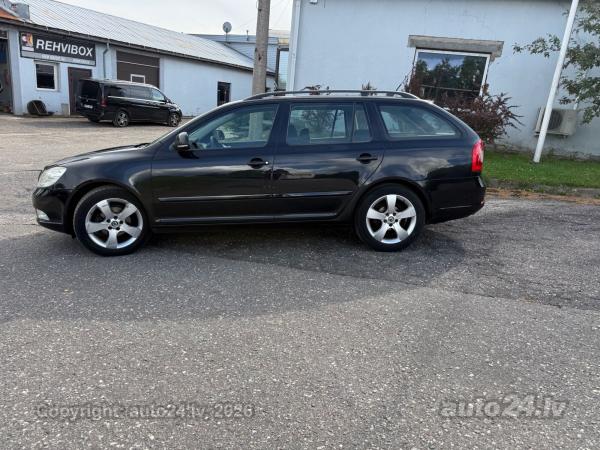 Black Skoda Octavia 2009 in Tallinn, with an engine capacity of 1.90 L and mileage of 252 thousand km for 4490 €, photo 4 on AUTOMOTO.COM.LV