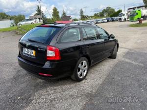 Melns Skoda Octavia 2009 Tallina, ar dzinēja tilpumu 1.90 L un nobraukumu 252 tūkst. km par 4490 €, foto 7 vietnē AUTOMOTO.COM.LV