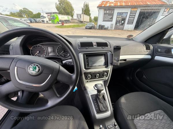 Black Skoda Octavia 2009 in Tallinn, with an engine capacity of 1.90 L and mileage of 252 thousand km for 4490 €, photo 9 on AUTOMOTO.COM.LV