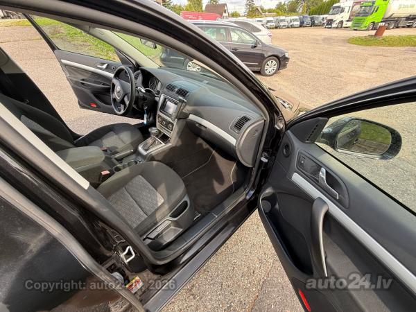 Black Skoda Octavia 2009 in Tallinn, with an engine capacity of 1.90 L and mileage of 252 thousand km for 4490 €, photo 10 on AUTOMOTO.COM.LV