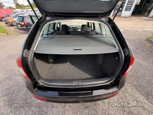 Melns Skoda Octavia 2009 Tallina, ar dzinēja tilpumu 1.90 L un nobraukumu 252 tūkst. km par 4490 €, foto 16 vietnē AUTOMOTO.COM.LV