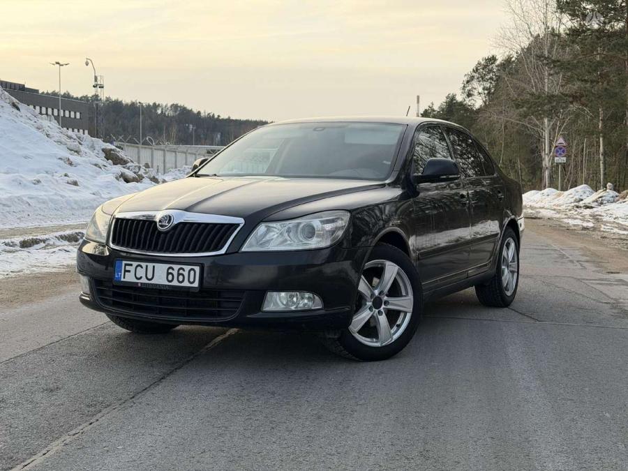 Melns Skoda Octavia 2010 Viļņa, ar dzinēja tilpumu 1.90 L un nobraukumu 291 tūkst. km par 2490 €, foto 1 vietnē AUTOMOTO.COM.LV