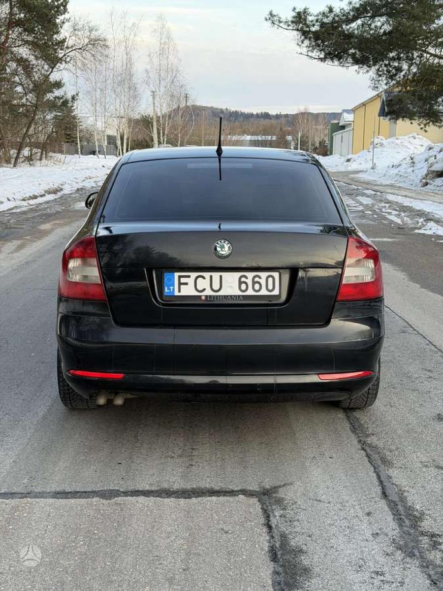 Melns Skoda Octavia 2010 Viļņa, ar dzinēja tilpumu 1.90 L un nobraukumu 291 tūkst. km par 2490 €, foto 9 vietnē AUTOMOTO.COM.LV