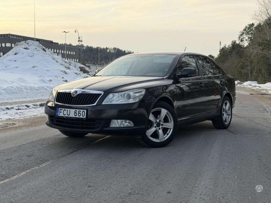Melns Skoda Octavia 2010 Viļņa, ar dzinēja tilpumu 1.90 L un nobraukumu 291 tūkst. km par 2490 €, foto 10 vietnē AUTOMOTO.COM.LV