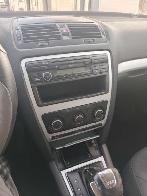Melns Skoda Octavia 2010 Šilutė, ar dzinēja tilpumu 1.60 L un nobraukumu 309 tūkst. km par 3000 €, foto 9 vietnē AUTOMOTO.COM.LV
