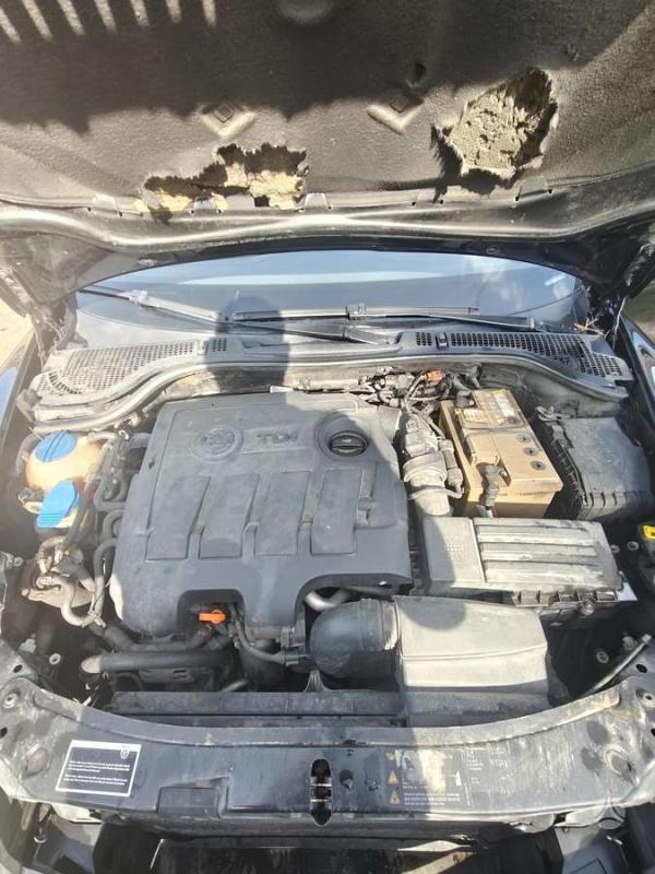 Melns Skoda Octavia 2010 Šilutė, ar dzinēja tilpumu 1.60 L un nobraukumu 309 tūkst. km par 3000 €, foto 10 vietnē AUTOMOTO.COM.LV