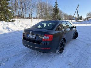 Black Skoda Octavia 2013 in Kaunas, with an engine capacity of 1.60 L and mileage of 358 thousand km for 4350 €, photo 2 on AUTOMOTO.COM.LV