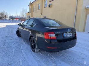 Black Skoda Octavia 2013 in Kaunas, with an engine capacity of 1.60 L and mileage of 358 thousand km for 4350 €, photo 3 on AUTOMOTO.COM.LV