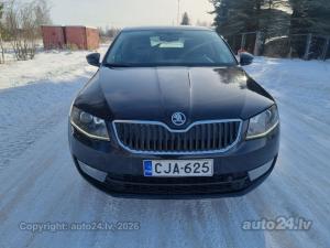 Black Skoda Octavia 2013 in Polva, with an engine capacity of 2.00 L and mileage of 289 thousand km for 5090 €, photo 3 on AUTOMOTO.COM.LV