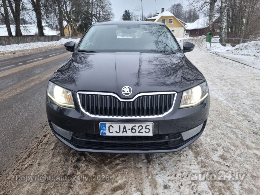 Black Skoda Octavia 2013 in Polva, with an engine capacity of 2.00 L and mileage of 289 thousand km for 5090 €, photo 13 on AUTOMOTO.COM.LV