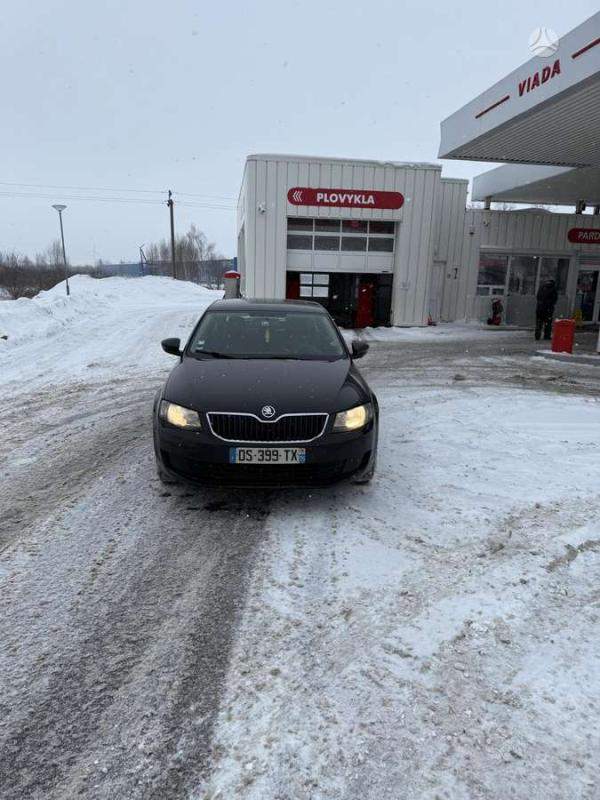 Melns Skoda Octavia 2015 Tauragė, ar dzinēja tilpumu 1.60 L un nobraukumu 404 tūkst. km par 3500 €, foto 1 vietnē AUTOMOTO.COM.LV
