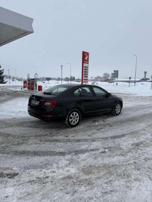 Melns Skoda Octavia 2015 Tauragė, ar dzinēja tilpumu 1.60 L un nobraukumu 404 tūkst. km par 3500 €, foto 5 vietnē AUTOMOTO.COM.LV