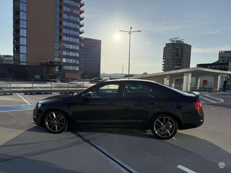 Melns Skoda Octavia 2016 Viļņa, ar dzinēja tilpumu 1.97 L un nobraukumu 166 tūkst. km par 11450 €, foto 1 vietnē AUTOMOTO.COM.LV