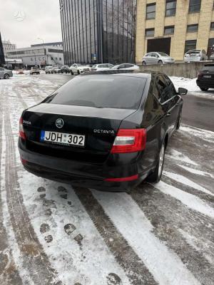 Black Skoda Octavia 2016 in Vilnius, with an engine capacity of 1.60 L and mileage of 250 thousand km for 5700 €, photo 4 on AUTOMOTO.COM.LV