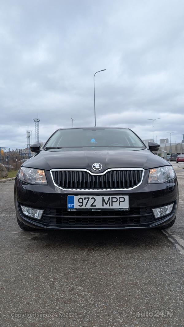 Melns Skoda Octavia 2016 Tallina, ar dzinēja tilpumu 1.20 L un nobraukumu 94 tūkst. km par 9500 €, foto 1 vietnē AUTOMOTO.COM.LV