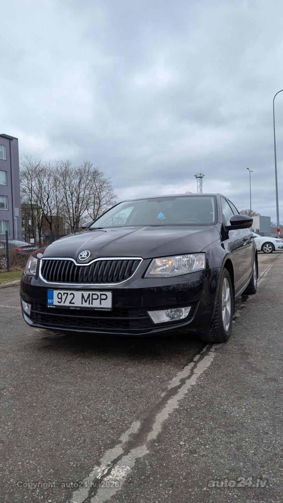 Melns Skoda Octavia 2016 Tallina, ar dzinēja tilpumu 1.20 L un nobraukumu 94 tūkst. km par 9500 €, foto 3 vietnē AUTOMOTO.COM.LV
