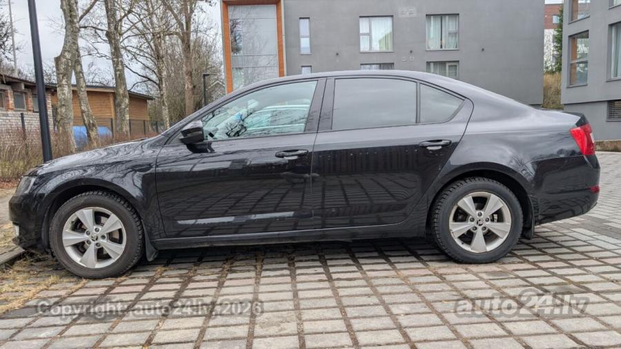 Melns Skoda Octavia 2016 Tallina, ar dzinēja tilpumu 1.20 L un nobraukumu 94 tūkst. km par 9500 €, foto 15 vietnē AUTOMOTO.COM.LV