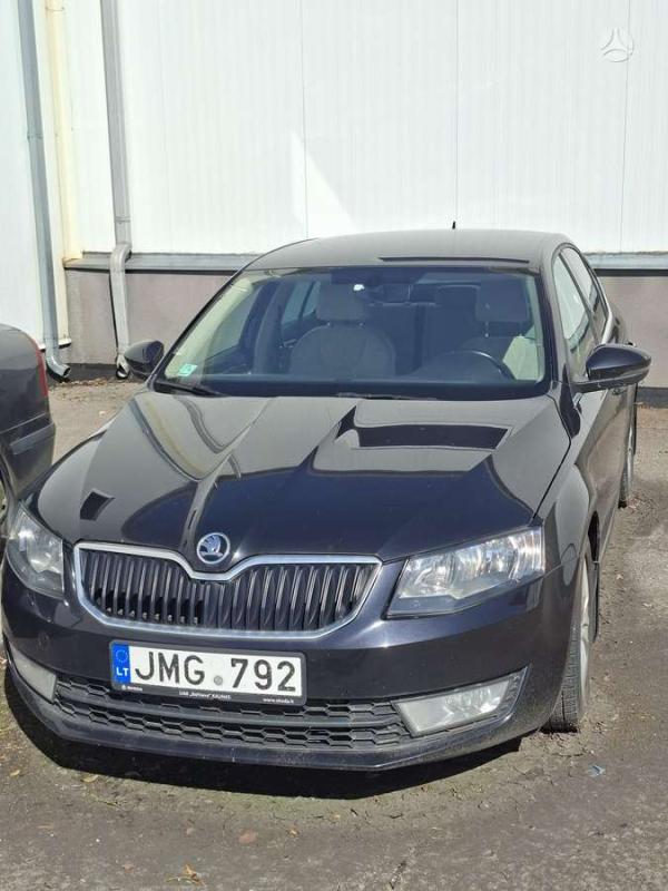 Melns Skoda Octavia 2016 Kauņa, ar dzinēja tilpumu 1.80 L un nobraukumu 195 tūkst. km par 5860 €, foto 1 vietnē AUTOMOTO.COM.LV