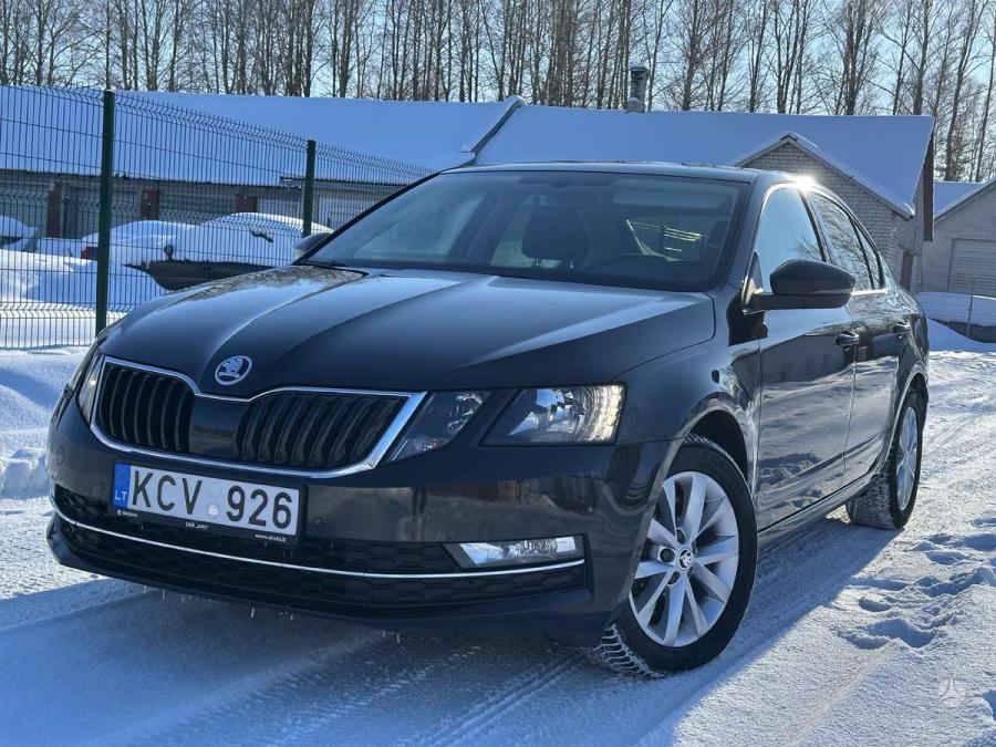 Black Skoda Octavia 2017 in Trakai, with an engine capacity of 1.80 L and mileage of 142 thousand km for 11000 €, photo 1 on AUTOMOTO.COM.LV