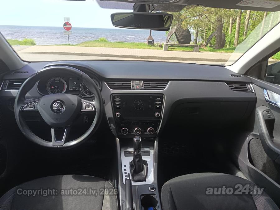 Melns Skoda Octavia 2017 Tallina, ar dzinēja tilpumu 1.40 L un nobraukumu 121 tūkst. km par 12000 €, foto 9 vietnē AUTOMOTO.COM.LV