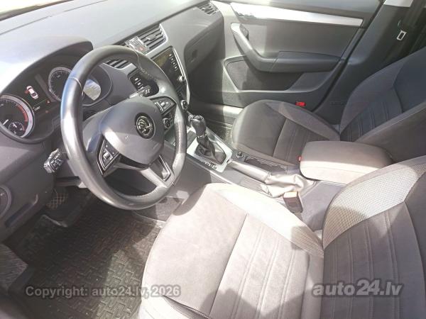 Black Skoda Octavia 2017 in Tallinn, with an engine capacity of 1.40 L and mileage of 121 thousand km for 12000 €, photo 9 on AUTOMOTO.COM.LV