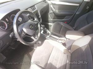 Melns Skoda Octavia 2017 Tallina, ar dzinēja tilpumu 1.40 L un nobraukumu 121 tūkst. km par 12000 €, foto 10 vietnē AUTOMOTO.COM.LV