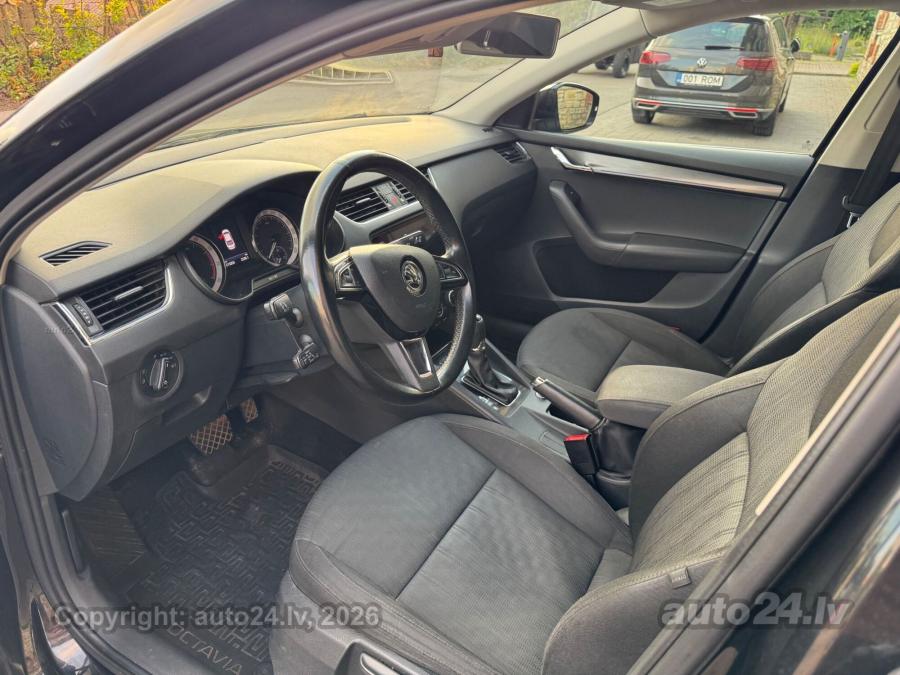 Black Skoda Octavia 2017 in Tallinn, with an engine capacity of 1.40 L and mileage of 216 thousand km for 10100 €, photo 9 on AUTOMOTO.COM.LV