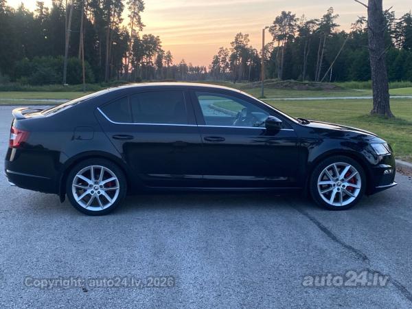 Melns Skoda Octavia 2017 Pērnava, ar dzinēja tilpumu 2.00 L un nobraukumu 110 tūkst. km par 14500 €, foto 3 vietnē AUTOMOTO.COM.LV