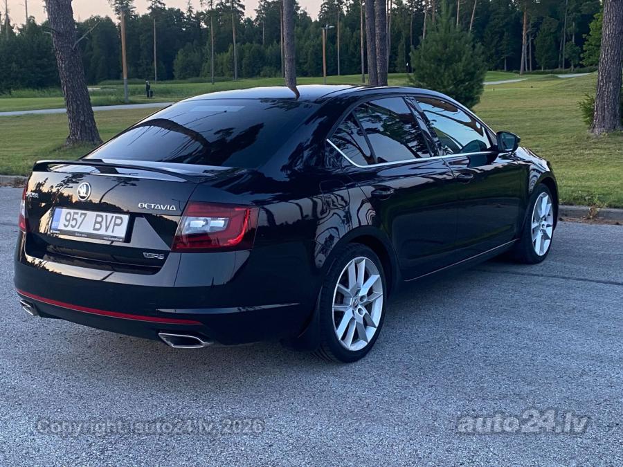 Black Skoda Octavia 2017 in Parnu, with an engine capacity of 2.00 L and mileage of 110 thousand km for 14500 €, photo 5 on AUTOMOTO.COM.LV