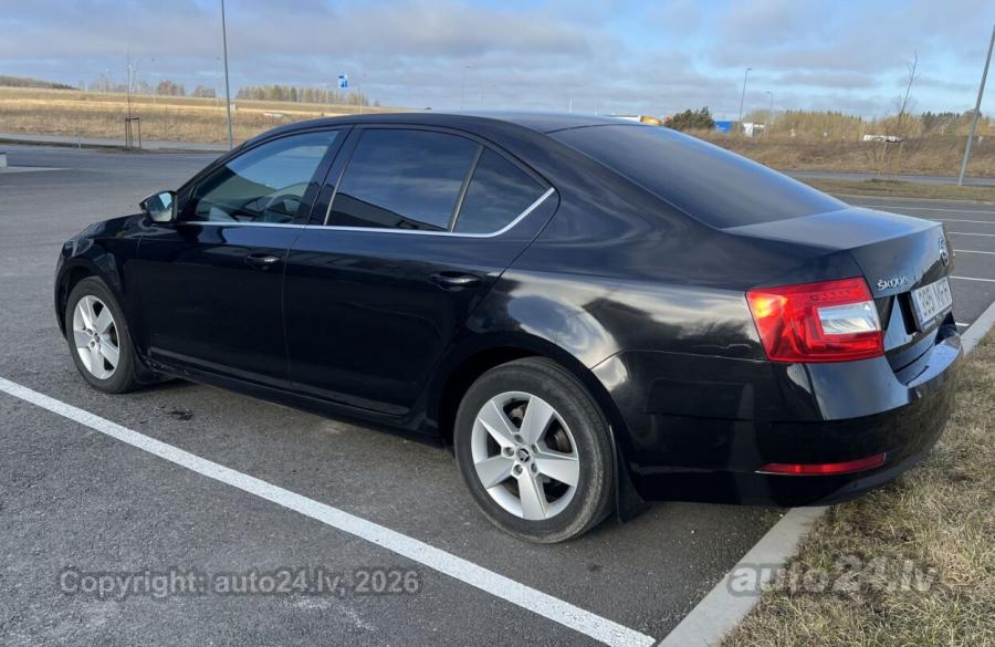 Melns Skoda Octavia 2018 Tartu, ar dzinēja tilpumu 1.60 L un nobraukumu 230 tūkst. km par 8150 €, foto 5 vietnē AUTOMOTO.COM.LV