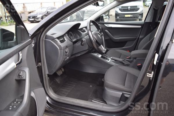 Melns Skoda Octavia 2018 Rīga, ar dzinēja tilpumu 1.00 L un nobraukumu 108 tūkst. km par 9500 €, foto 3 vietnē AUTOMOTO.COM.LV