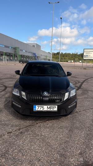 Melns Skoda Octavia 2018 Tallina, ar dzinēja tilpumu 2.00 L un nobraukumu 139 tūkst. km par 17990 €, foto  vietnē AUTOMOTO.COM.LV