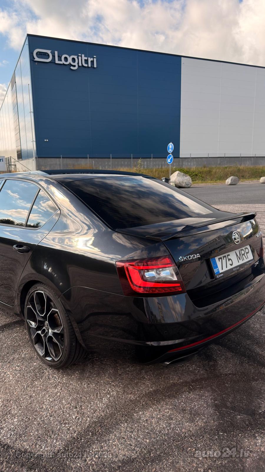 Melns Skoda Octavia 2018 Tallina, ar dzinēja tilpumu 2.00 L un nobraukumu 139 tūkst. km par 17990 €, foto 6 vietnē AUTOMOTO.COM.LV