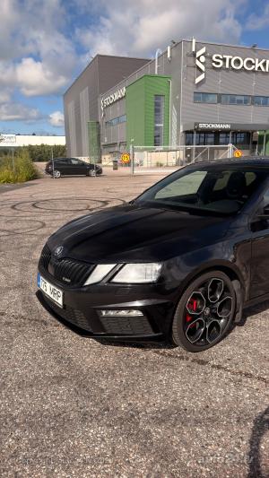 Melns Skoda Octavia 2018 Tallina, ar dzinēja tilpumu 2.00 L un nobraukumu 139 tūkst. km par 17990 €, foto 7 vietnē AUTOMOTO.COM.LV