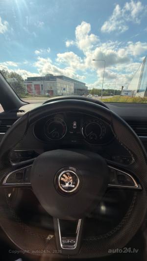 Melns Skoda Octavia 2018 Tallina, ar dzinēja tilpumu 2.00 L un nobraukumu 139 tūkst. km par 17990 €, foto 11 vietnē AUTOMOTO.COM.LV