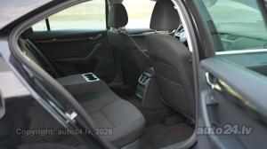 Black Skoda Octavia 2019 in Tallinn, with an engine capacity of 1.50 L and mileage of 176 thousand km for 9999 €, photo 15 on AUTOMOTO.COM.LV