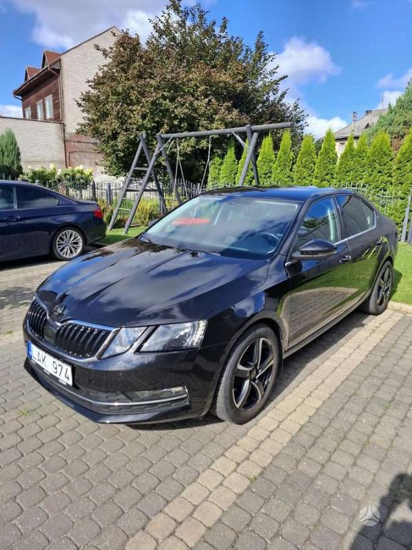 Melns Skoda Octavia 2019 Elektrėnai, ar dzinēja tilpumu 1.50 L un nobraukumu 110 tūkst. km par 9100 €, foto 1 vietnē AUTOMOTO.COM.LV