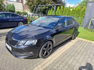 Melns Skoda Octavia 2019 Elektrėnai, ar dzinēja tilpumu 1.50 L un nobraukumu 110 tūkst. km par 9100 €, foto 9 vietnē AUTOMOTO.COM.LV