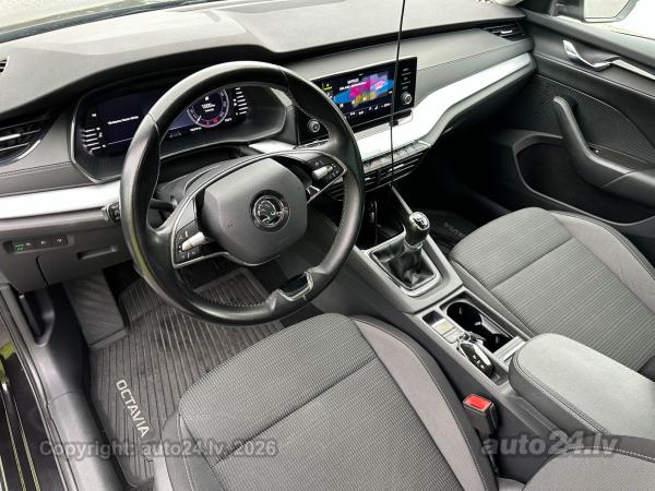 Black Skoda Octavia 2020 in Tallinn, with an engine capacity of 2.00 L and mileage of 126 thousand km for 15999 €, photo 7 on AUTOMOTO.COM.LV